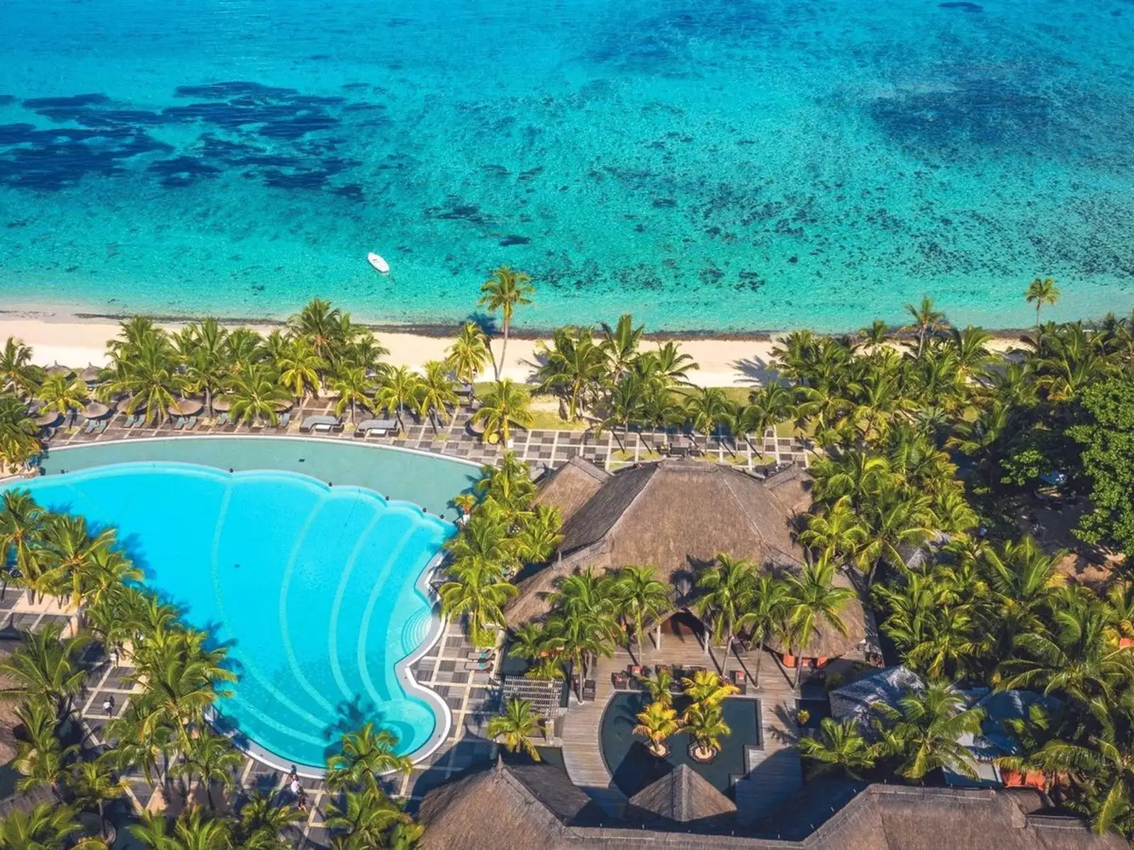 Beachbound - Mauritius - Dinarobin Beachcomber Golf Resort & Spa