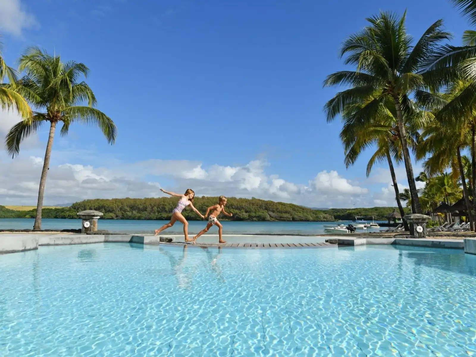 Shandrani Beachcomber Resort & Spa | Mauritius 4-Star Resort | Beachbound
