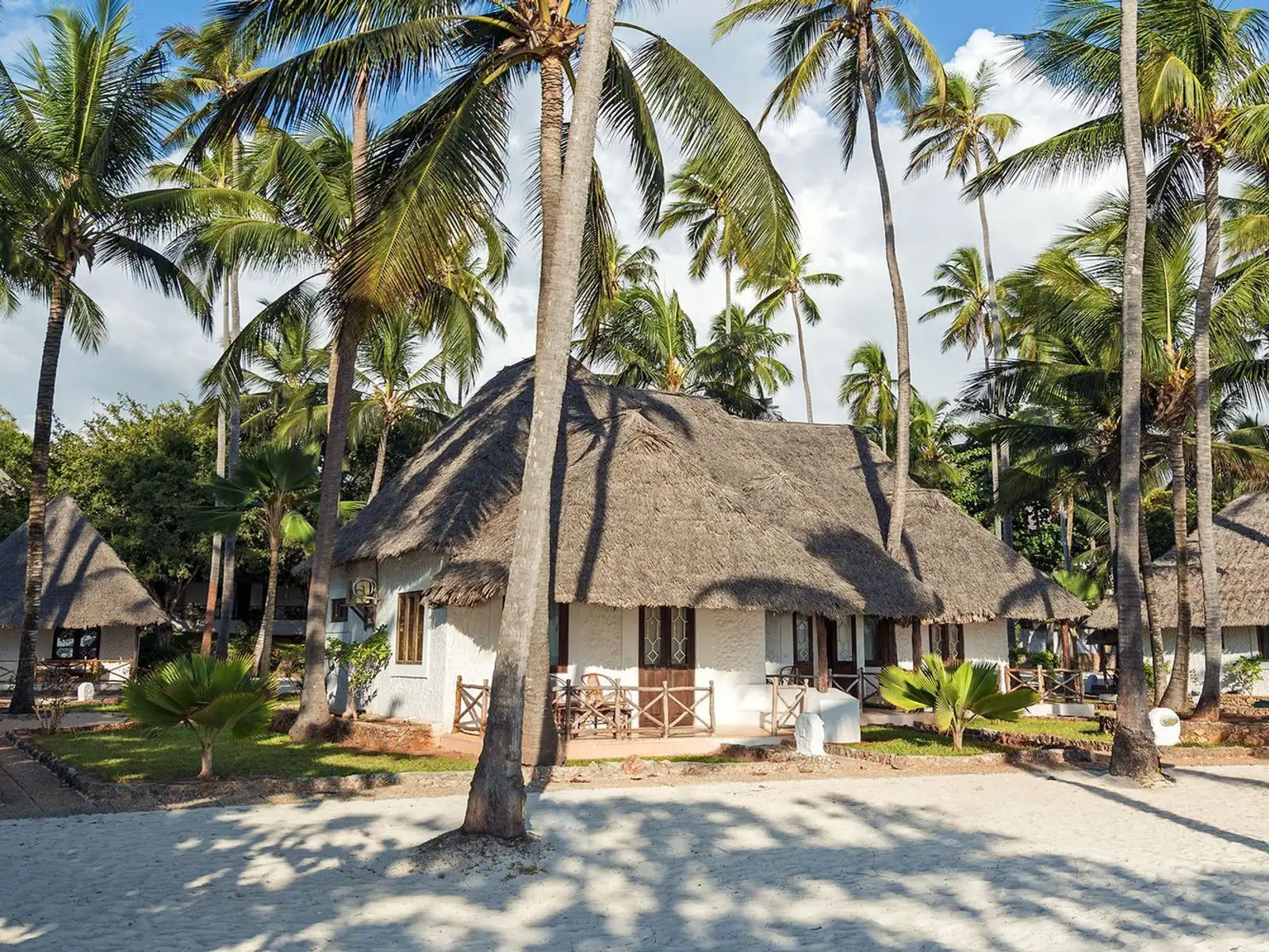 Beachbound - Zanzibar - Diamonds Mapenzi Beach Resort